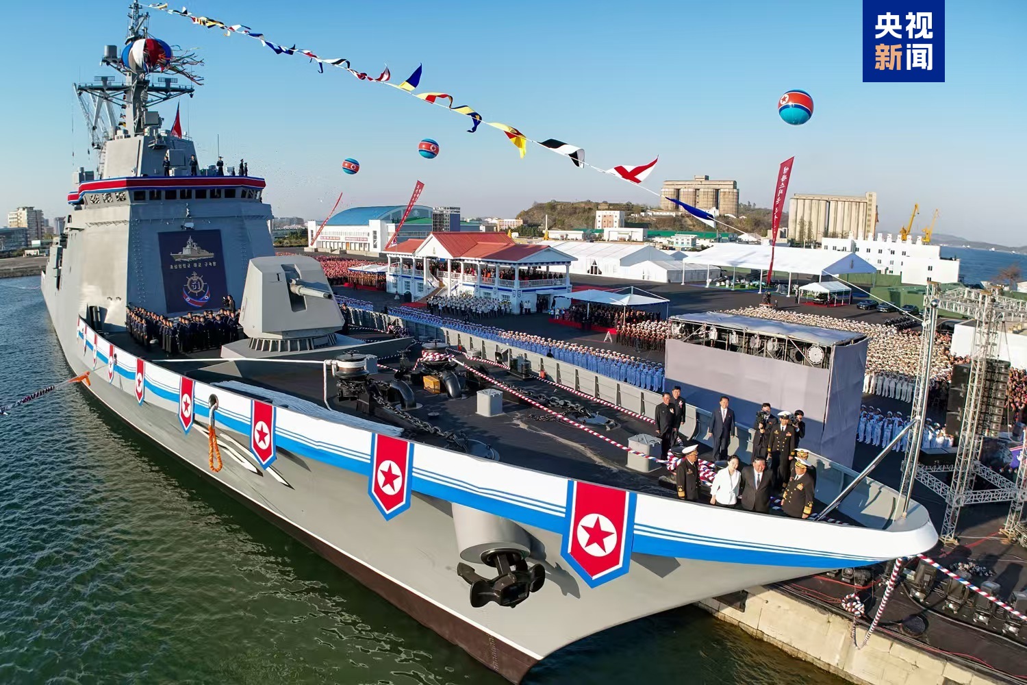 朝鲜新建驱逐舰入水，金正恩：将一刻不停进行海军建设-齐鲁晚报网